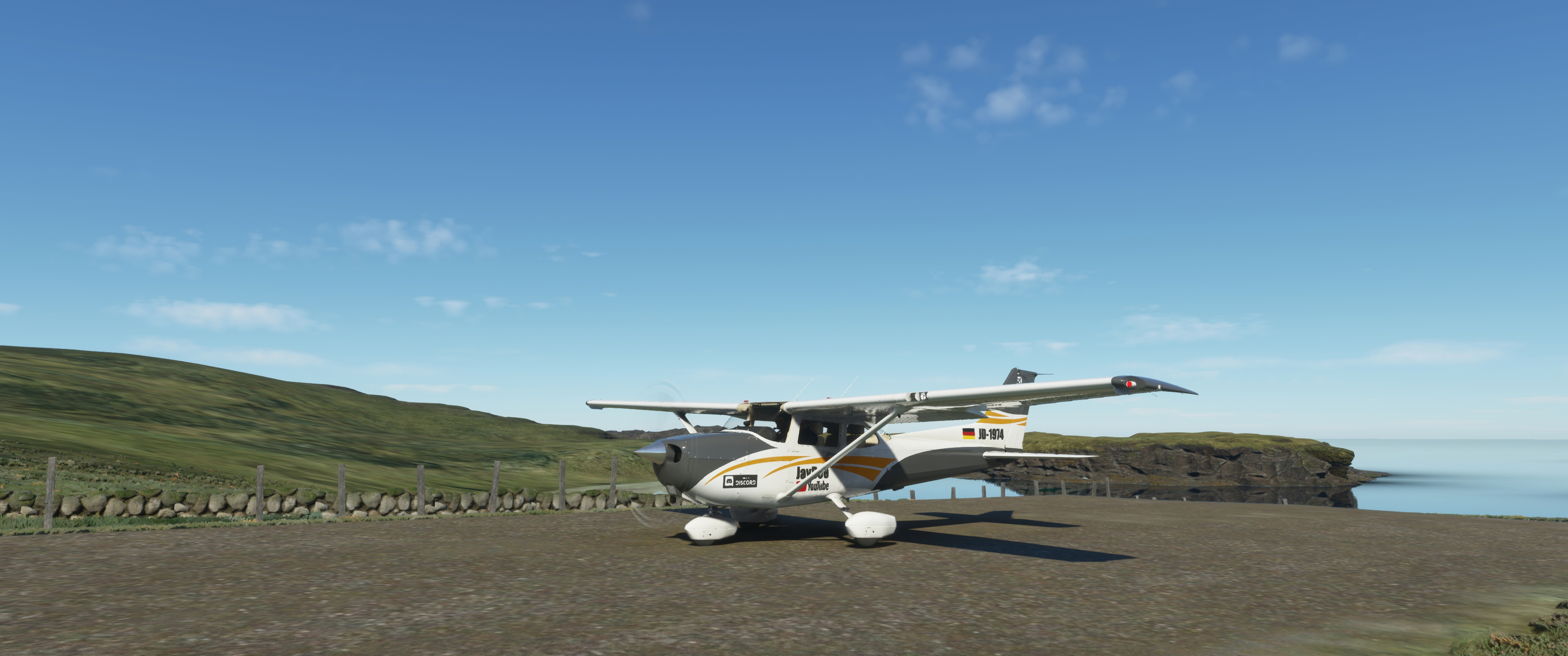 JDs C172 Cockpit Black Creme & White Orange - MSFS Add-on - Flightsim.to