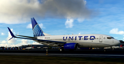 United Airlines "2019 livery" "N24706" PMDG B737-700 Scimitar winglets ...