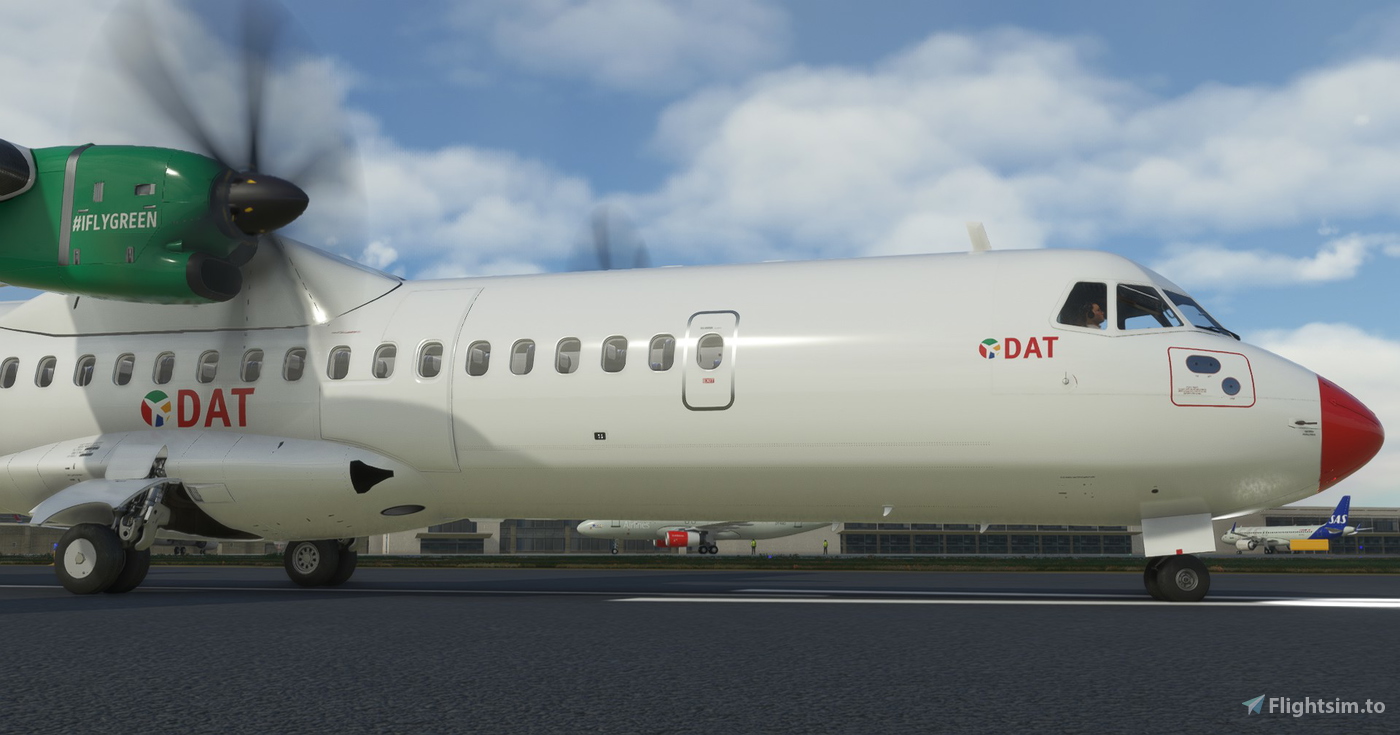 Danish Air Transport (DAT) "OY-RUN" "I fly Green" Hans Hartmann ATR 72 ...