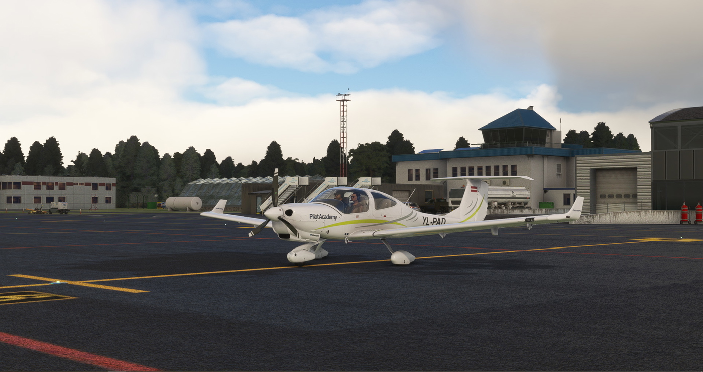 airBaltic Training YL-PAD | Asobo DA40NG for Microsoft Flight Simulator ...