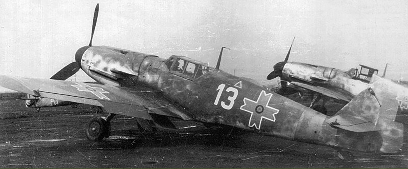 Messerschmitt Bf 109G-6 Romanian Royal Air Force 'White 13' flown by ...