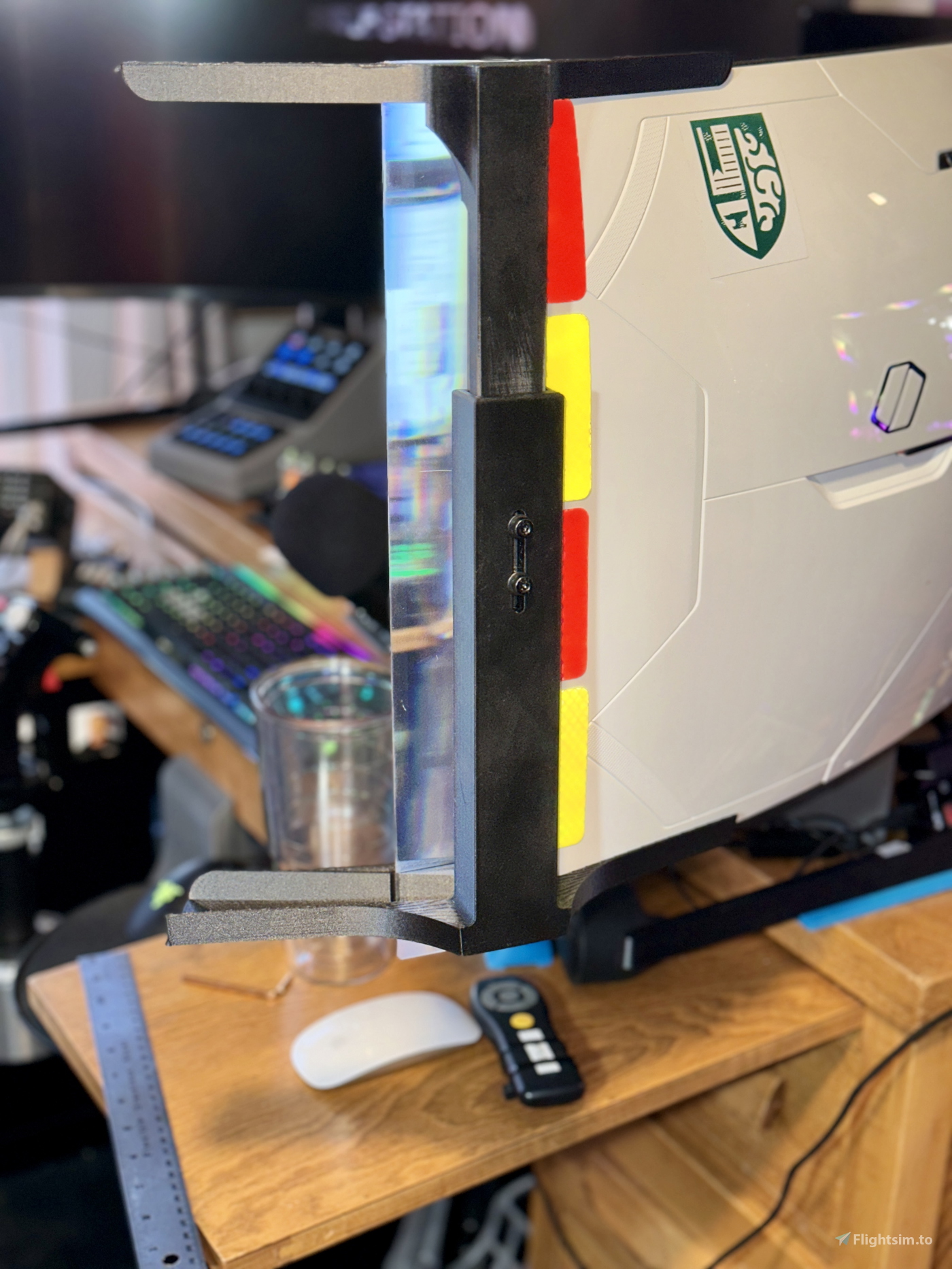 3D Printed Ultra-Wide Curved Monitor 130° Angle Bracket / Clamp / Jig ...