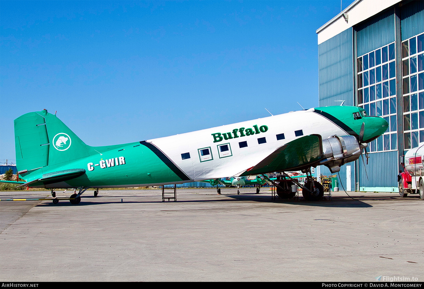 Asobo DC3 Buffalo Airways C-GWIR for MSFS2024, classic and retrofit cockpits 对于 Microsoft Flight ...
