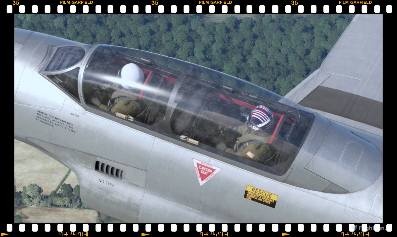 iniBuilds T-33 Real size pilots! for Microsoft Flight Simulator | MSFS