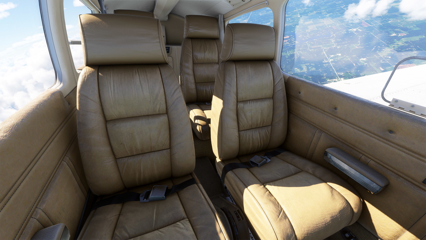 Microsoft Piper PA-28-236 Dakota - N8414Z (Dynamic Registration) pro ...