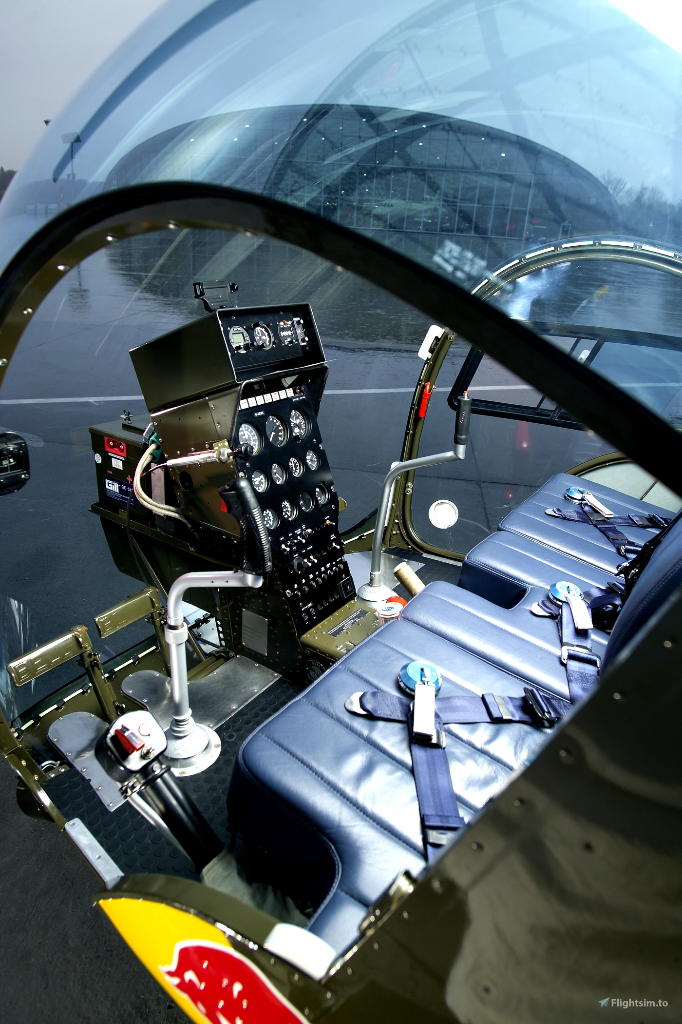 Liveries Requests - Bell-47-G2 Red bull - Flightsim.to