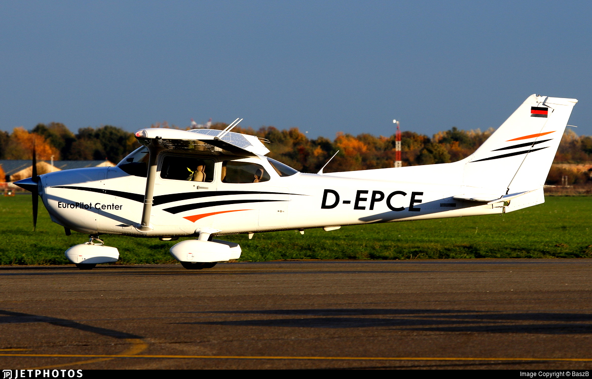 Liveries Requests - EuroPilot Center C172 D-EPCE - Flightsim.to