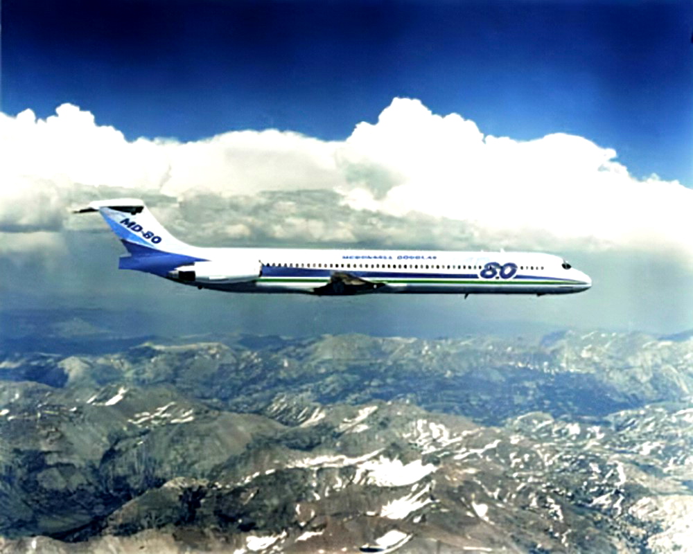 Liveries Requests - md-80 house colors - Flightsim.to