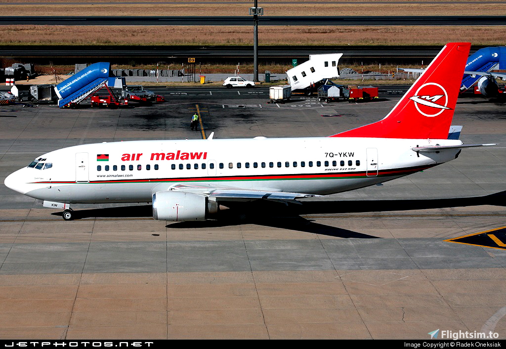 Liveries Requests - 7Q-YKW Air Malawi PMDG 737-600 (Old Colours ...
