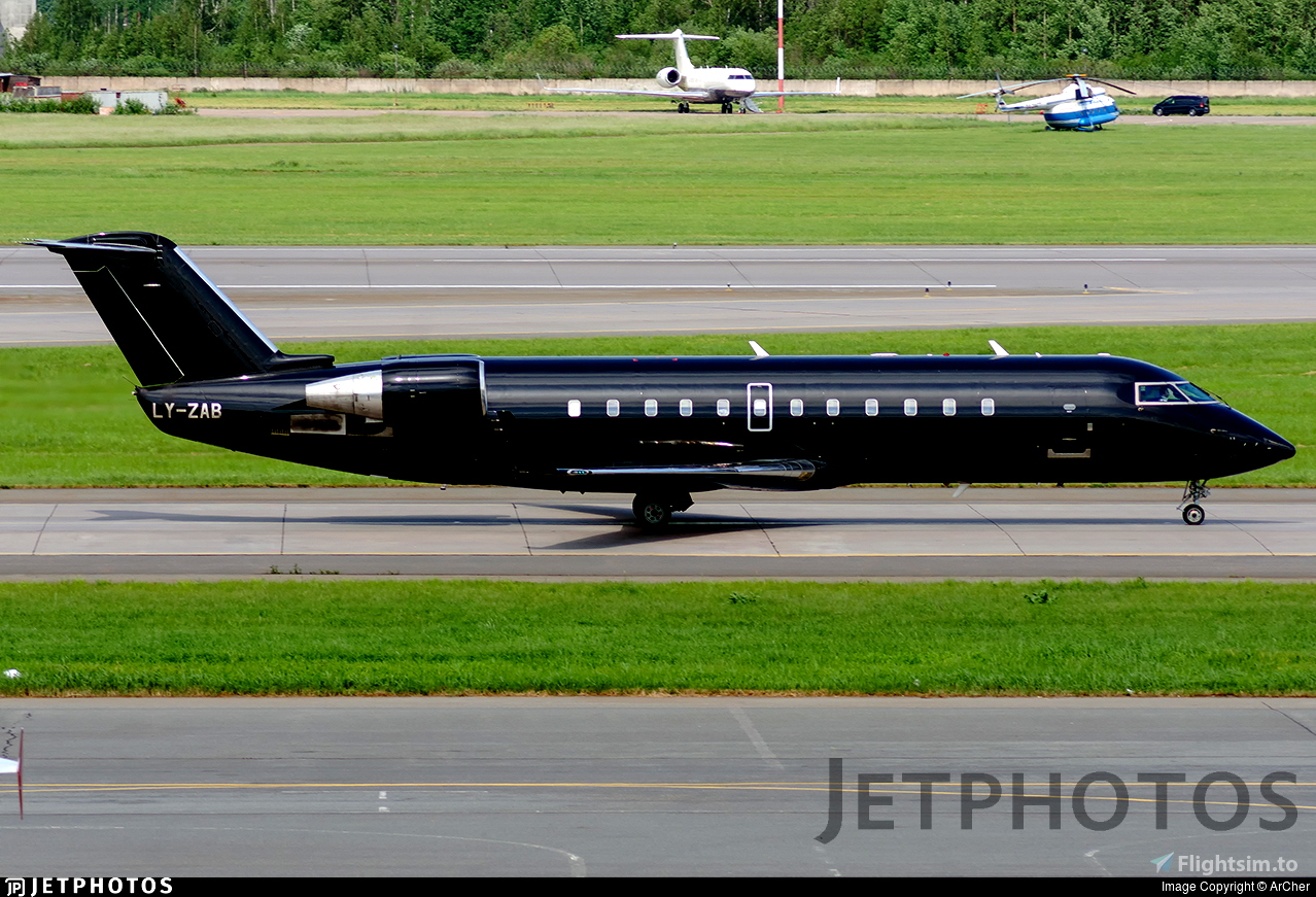 Liveries Requests - Private Black CRJ 550/700/900/1000 - Flightsim.to