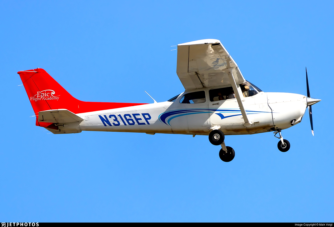 Liveries Requests - Epic Flight Academy C172 G1000 - Flightsim.to