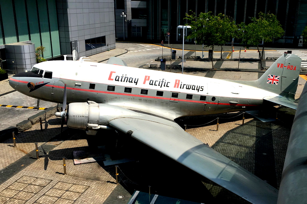 Liveries Requests - Cathay Pacific Original DC3 livery - Flightsim.to
