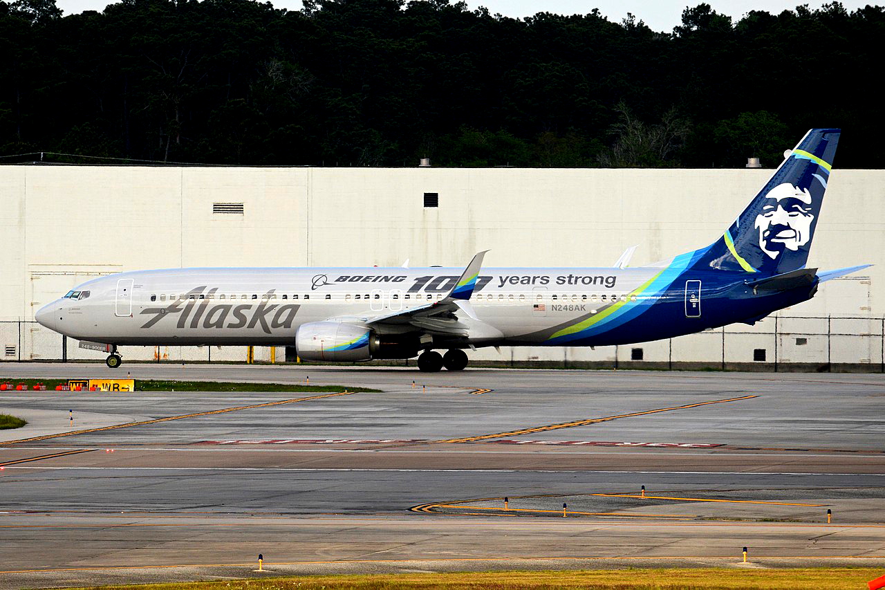 Liveries Requests - Alaska Airlines - Boeing 100 Years Strong ...