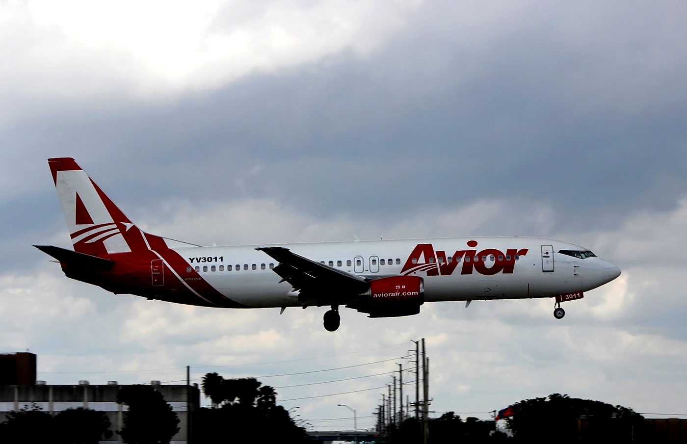 Liveries Requests - Avior Airlines Boeing 737-800 YV3011 - Flightsim.to