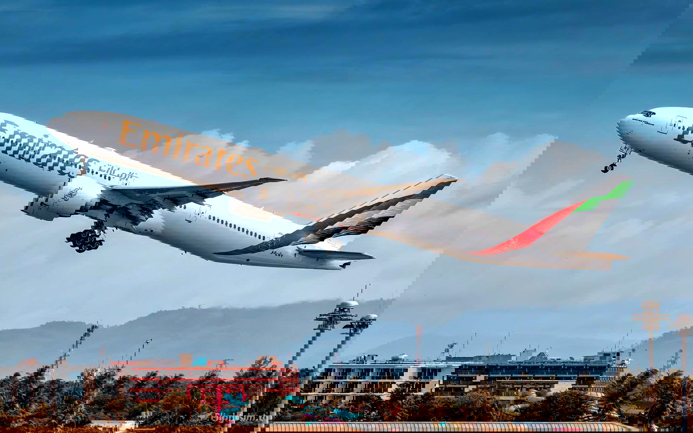 Liveries Requests - emirates new colors - Flightsim.to