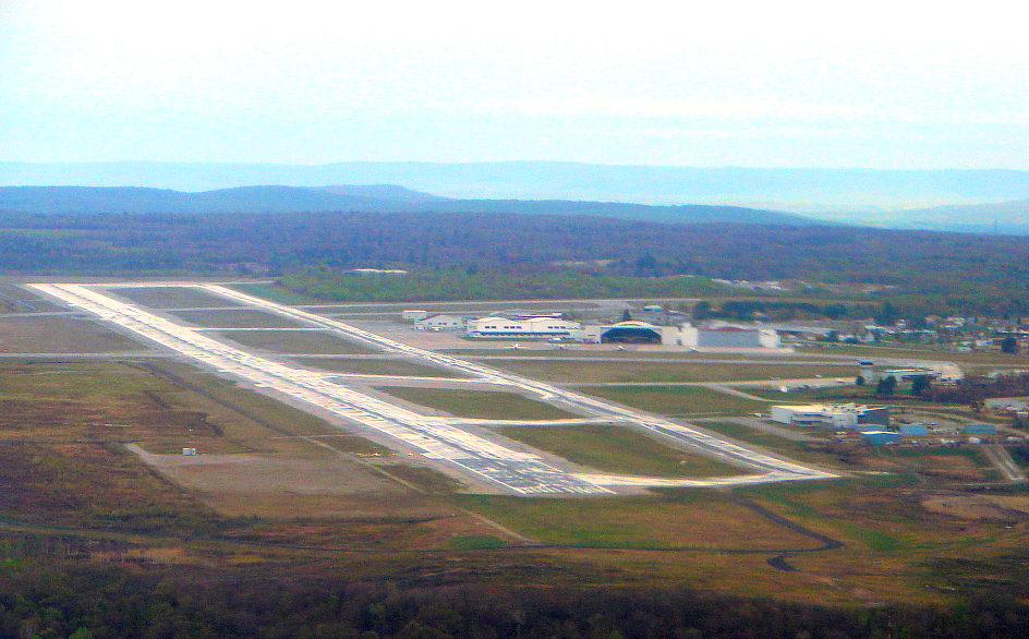 Sceneries Requests - Northbay airport CYYB - Flightsim.to