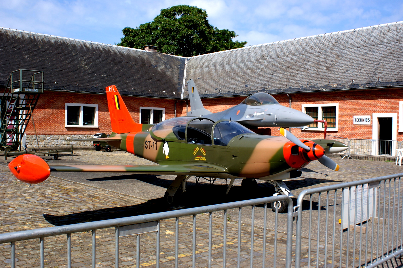 Liveries Requests - SF-260M Belgian Airforce (1991+/-) - Flightsim.to