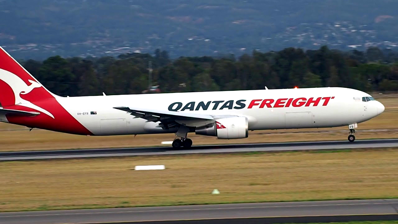 Liveries Demandes - Qantas Freight Livery for 767 - Flightsim.to