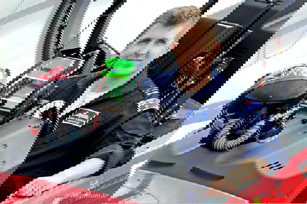 Liveries Requests - RAAF Roulettes helmet for Iris Simulations PC21 ...