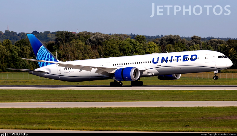 Liveries Requests - United 787-10 livery update - better colors ...
