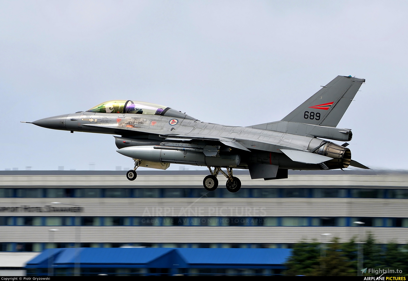 Liveries Requests - ROYAL NORWEGIAN AIR FORCE F16 (678) AND (689 2 SEATER) - Flightsim.to
