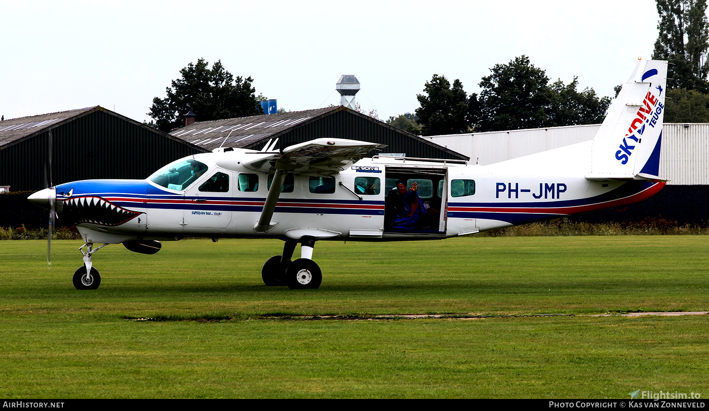 Liveries Requests - PH-JMP skydive cessna 208 - Flightsim.to